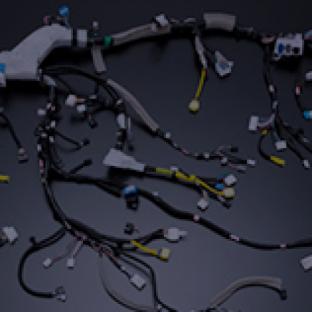 V2H充放電器 sEMSA‐V2H | 住友電工